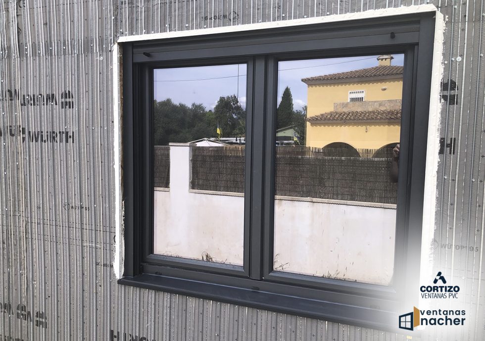 Ventanas PVC Castellón atornilladas - Cortizo
